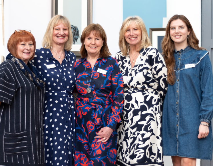 Online Art Gallery - Choose from over 100 artists | The Rose Gallery